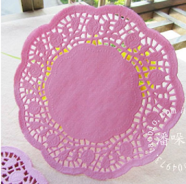 colored cake doilies